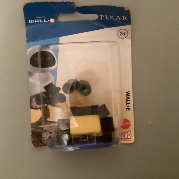 Pixar | Toys | Walle Mini Figure | Poshmark